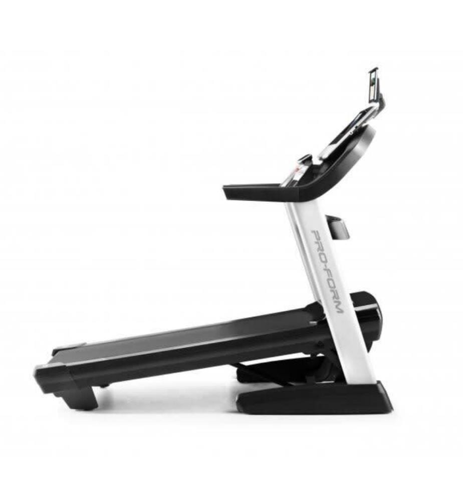 Pro-Form Treadmill Performance 400i - Black | DeinDeal