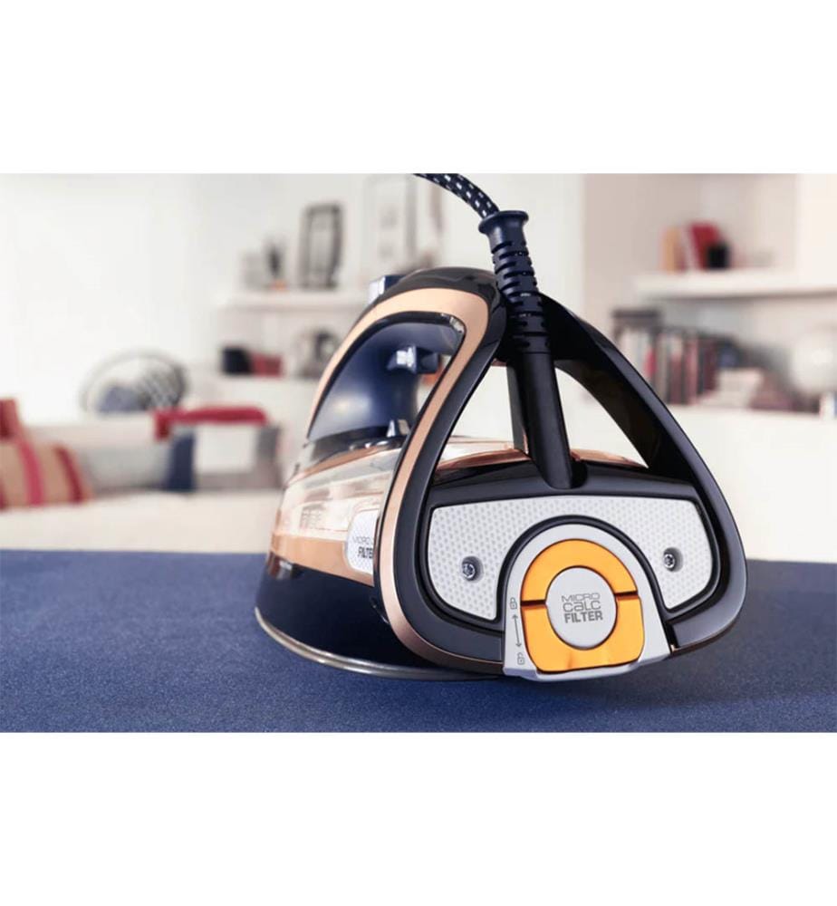 Tefal Ultimate Pure Red steam iron - FV9849 | DeinDeal