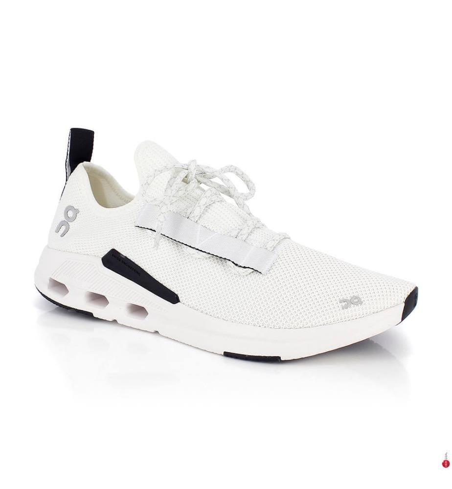 On Running Cloudeasy Running Sneakers - White an… | DeinDeal